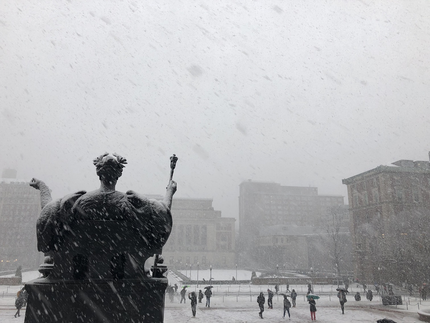 It Follows Amidst The Snow – Bwog