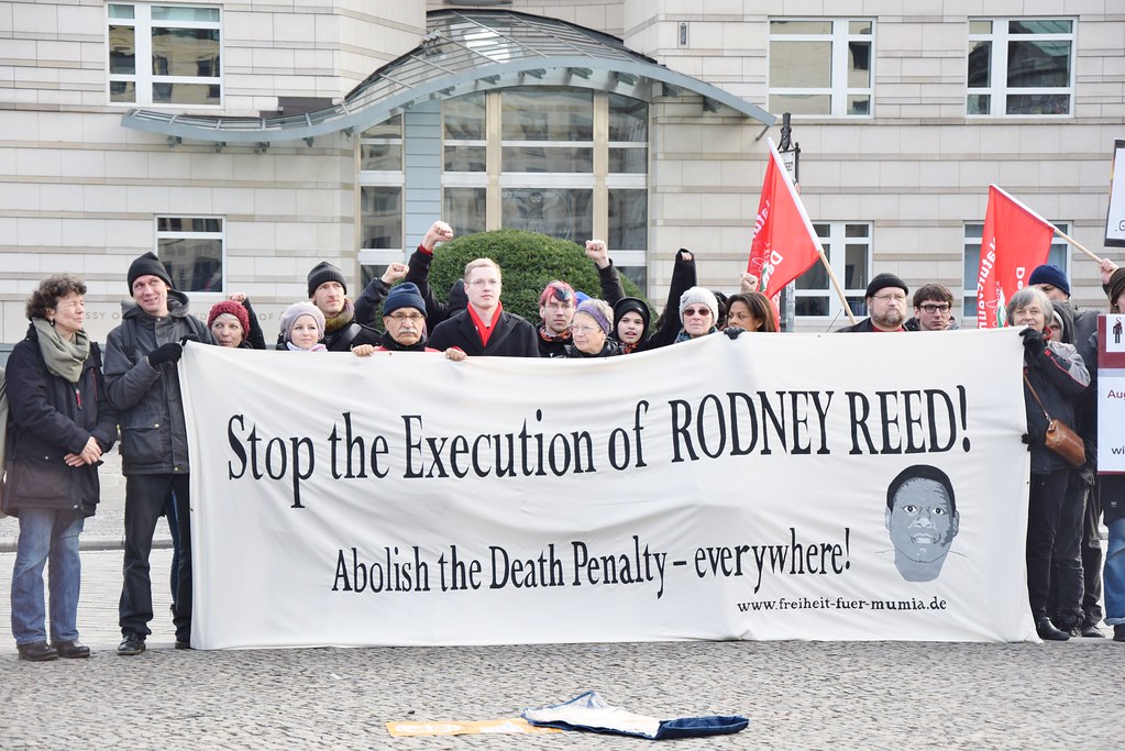 Bwoglines: Rodney Reed's Execution Has Been Halted – Bwog