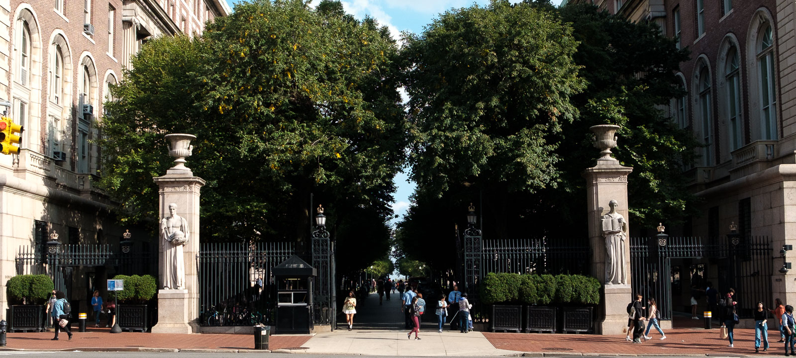 Grammy Winners As Gates On Campus – Bwog