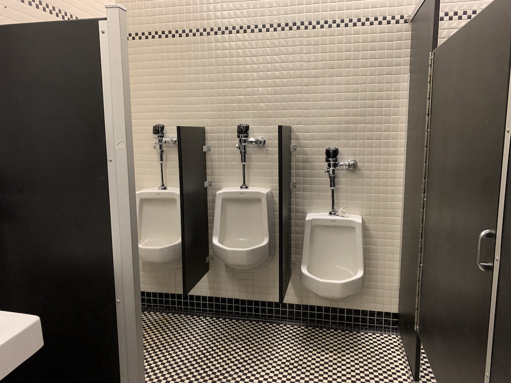 Butler Urinals: Pee Cake – Bwog