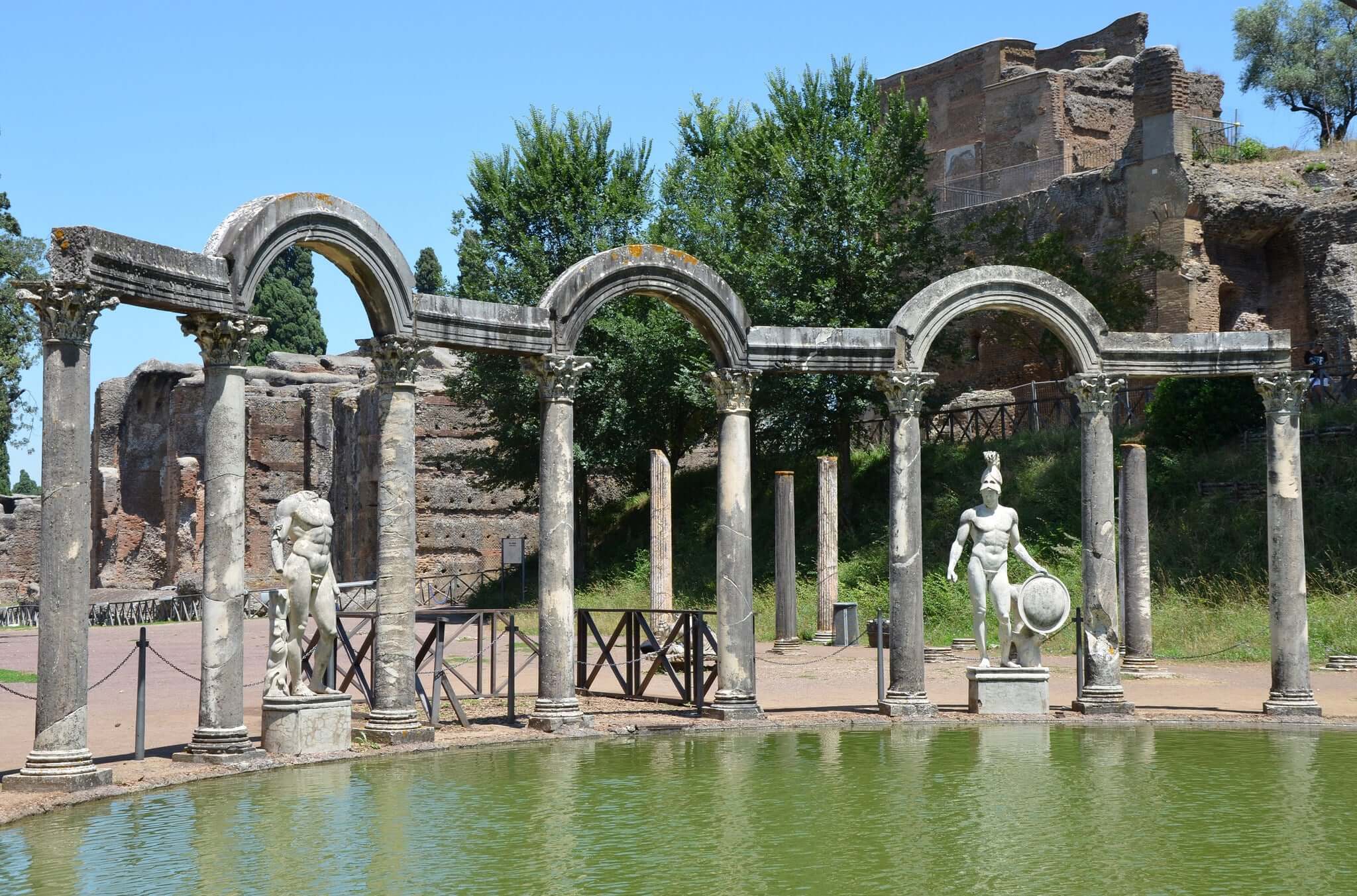 Rediscovering History At Hadrian’s Villa – Bwog