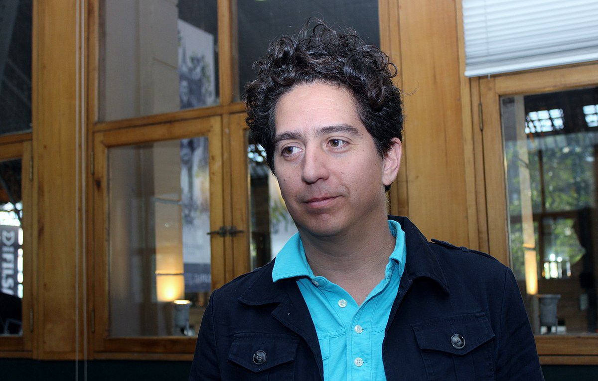 PeopleHop: Peruvian-American Author And Journalist Daniel Alarcón – Bwog