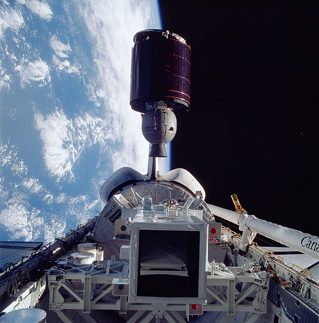 Mexico’s History Of Space, Satellites, And Patriotism – Bwog