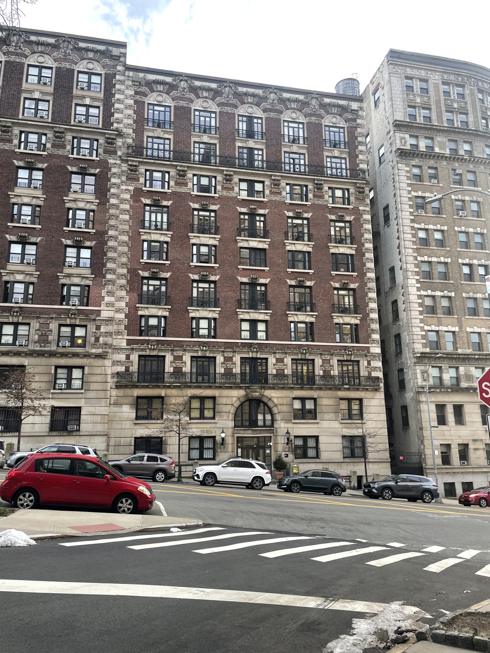 Housing Reviews 2025: 620 W. 116th Street – Bwog